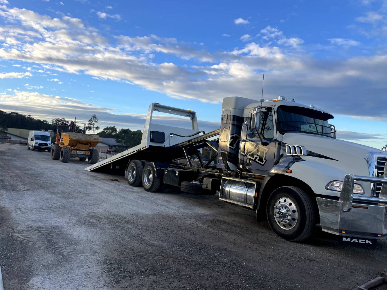 Machine Transport Australia – Specialised heavy machine, container ...